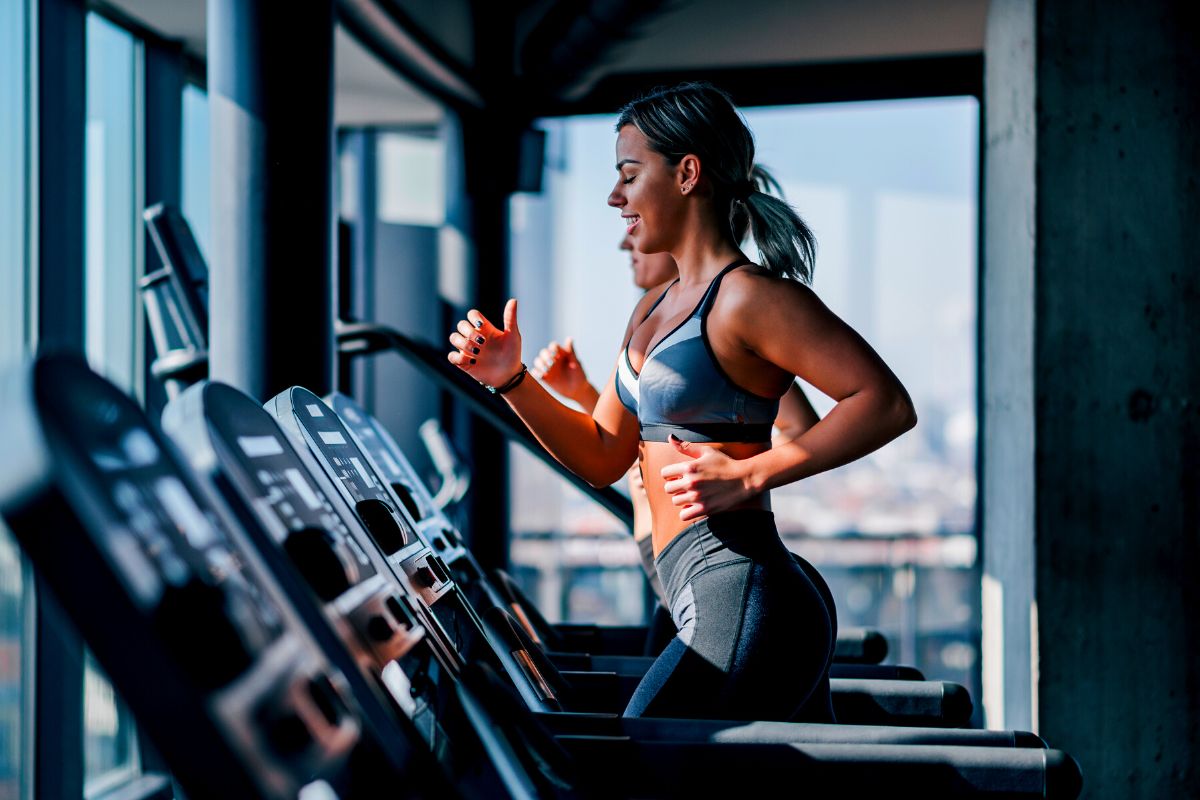 Reach Your Fitness Goal With Apple Watch Workout Tracker App